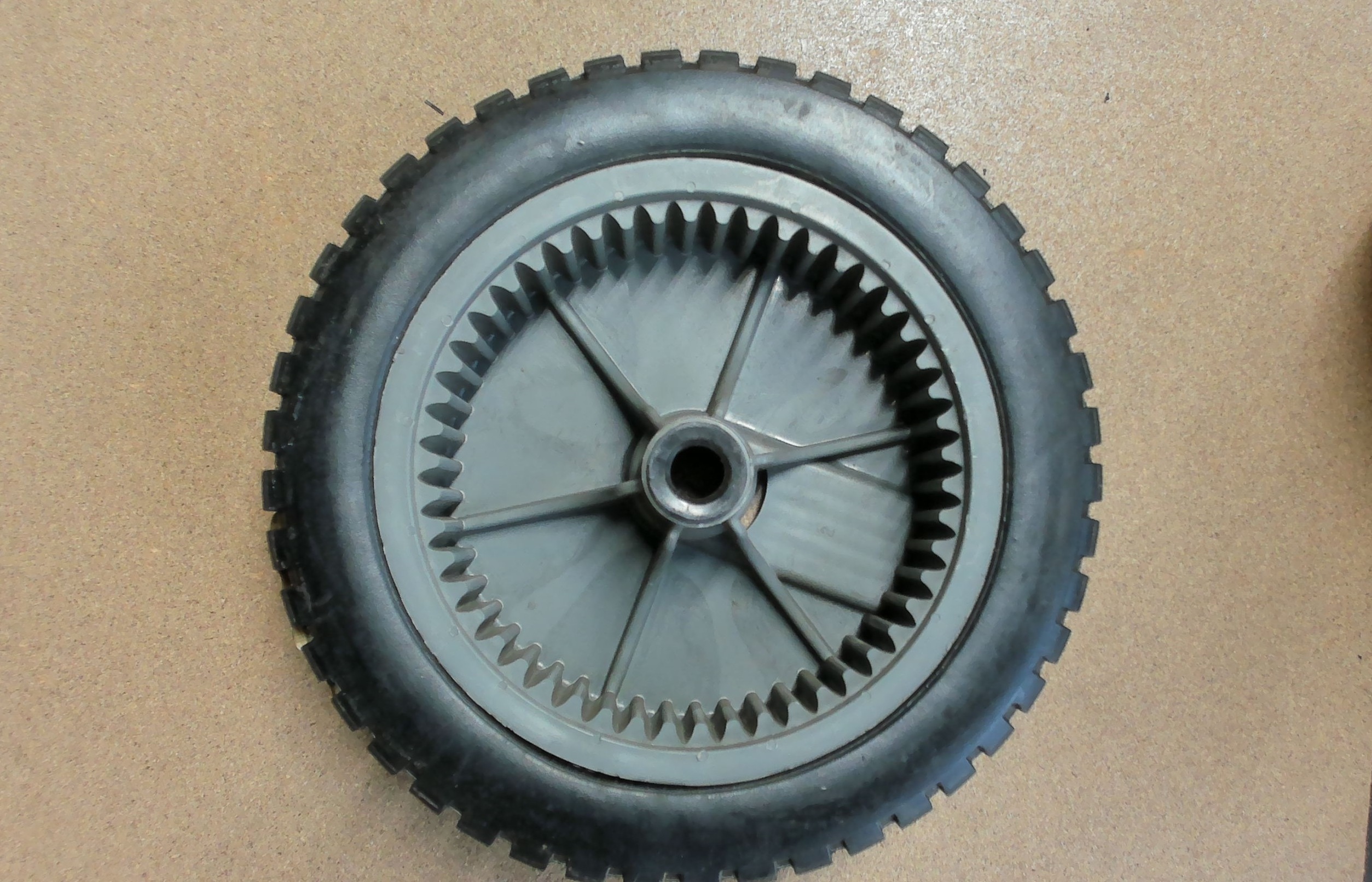 071133MA Murray Wheel Assembly (Drive Wheel) - Finney's Part Depot